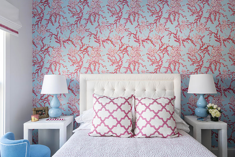 Color Enlivens the Coastal Style of a New Gloucester Getaway ...