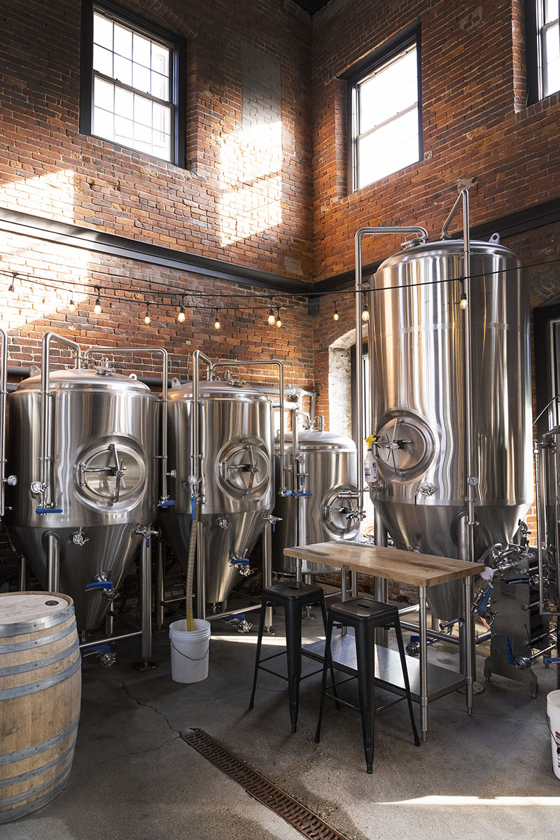 Beat the Summer Heat With a Cold Brew at a North Shore Beer Garden ...