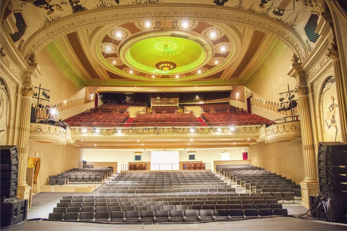 Catch a Live Summer Performance at These Six North Shore Venues ...